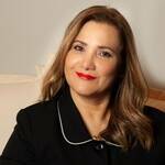 Alexandra Oliveira - Corretora de imóveis | CRECI 44121