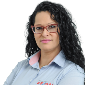 Isabel Cristina da Silva - Corretora de imóveis | CRECI 73258